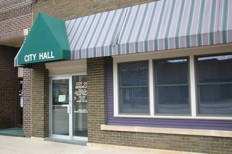 Madelia City Hall entrance – City of Madelia